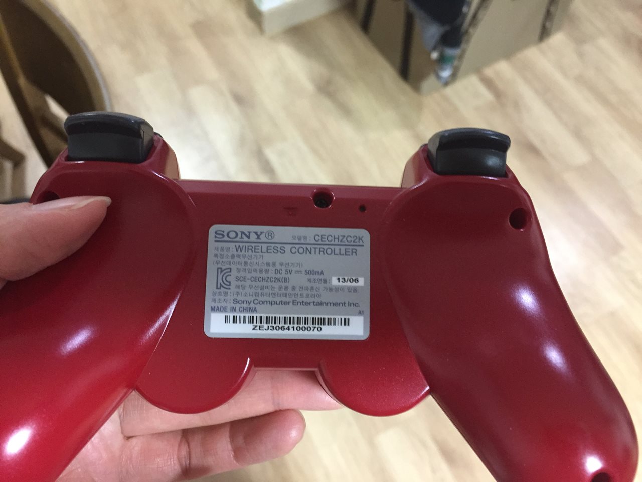 I was told this was a Japanese DualShock 3 is it real or fake ? : r/PS3